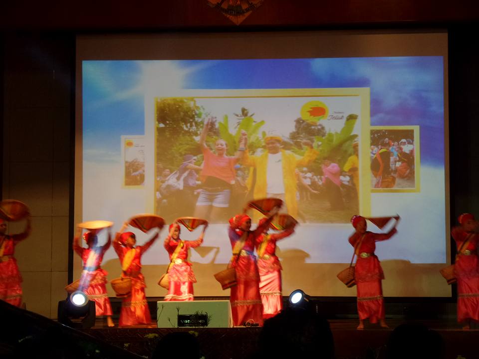 Festival Teluk Jailolo 2016 Angkat Budaya Empat Kesultanan dan Rempah ...